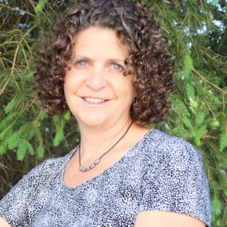 5 Ways to Achieve a Cozy Home This Winter